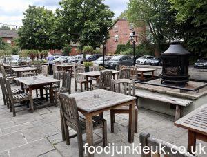 Amazing Sunday Roast at a Local Pub in Didsbury – The Metropolitan ...
